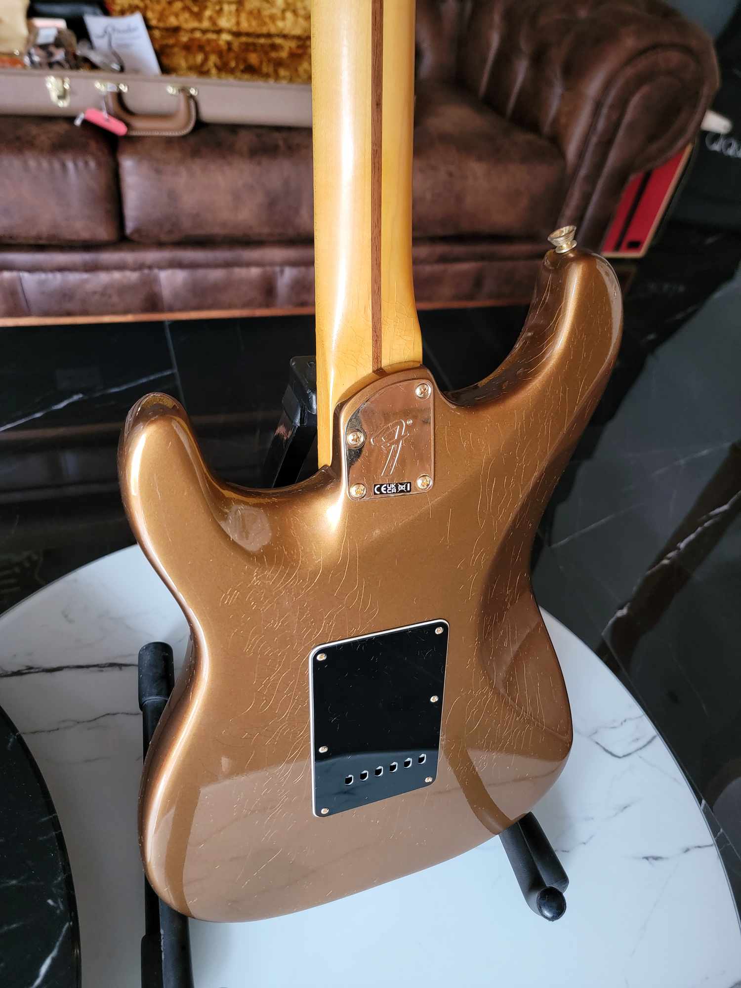 Fender Stratocaster Bruno Mars Signature 2023 - Mars Mocha - Guitars Home