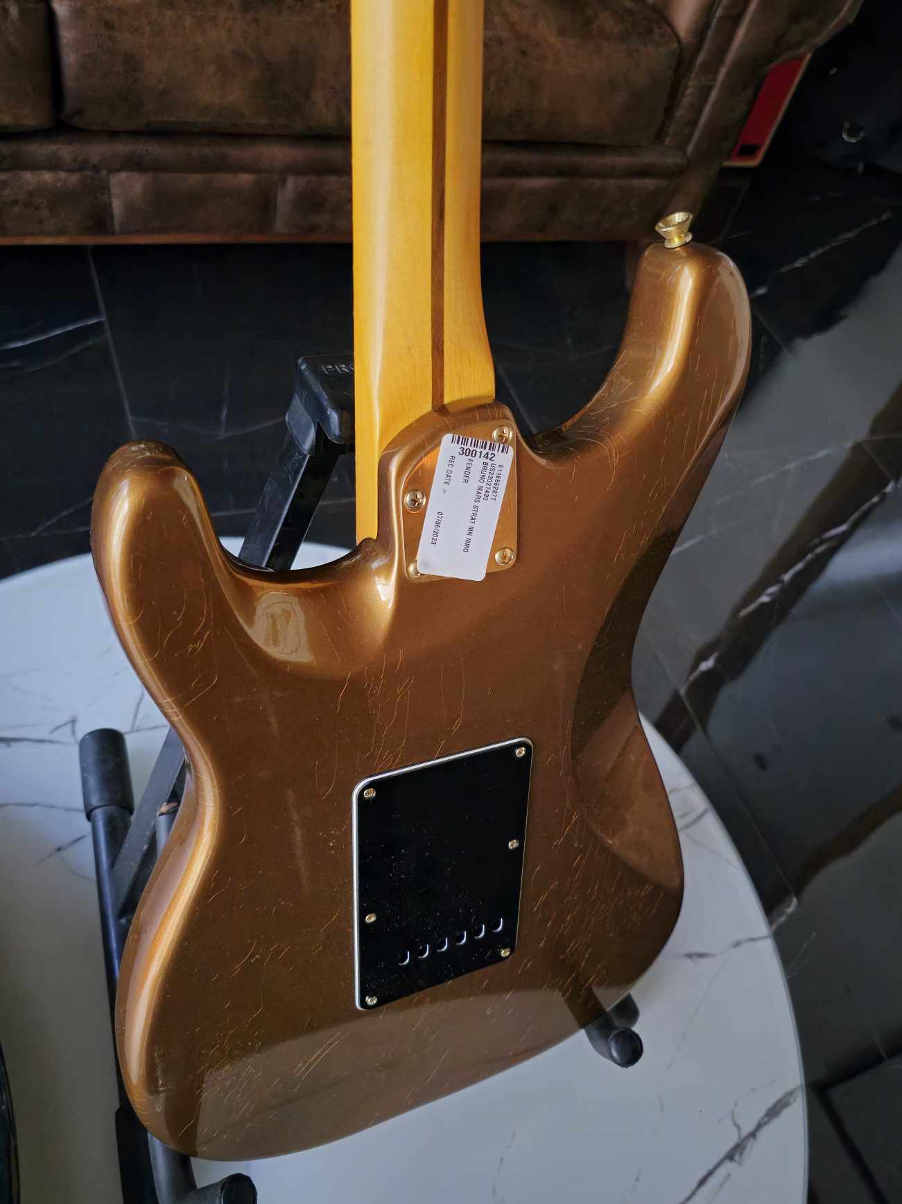 Fender Stratocaster Bruno Mars Signature 2023 - Mars Mocha - Guitars Home