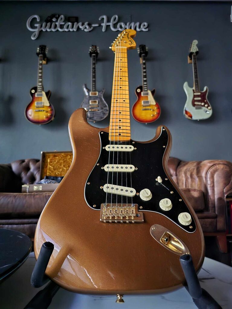 Fender Stratocaster Bruno Mars Signature 2023 - Mars Mocha - Guitars Home